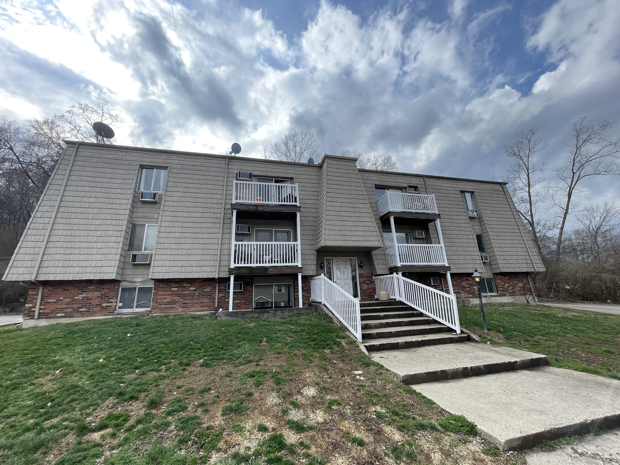 Ohio Private Selling Officer (PSO) - 106-111 Dewers St. & 119-125 Fifth ...